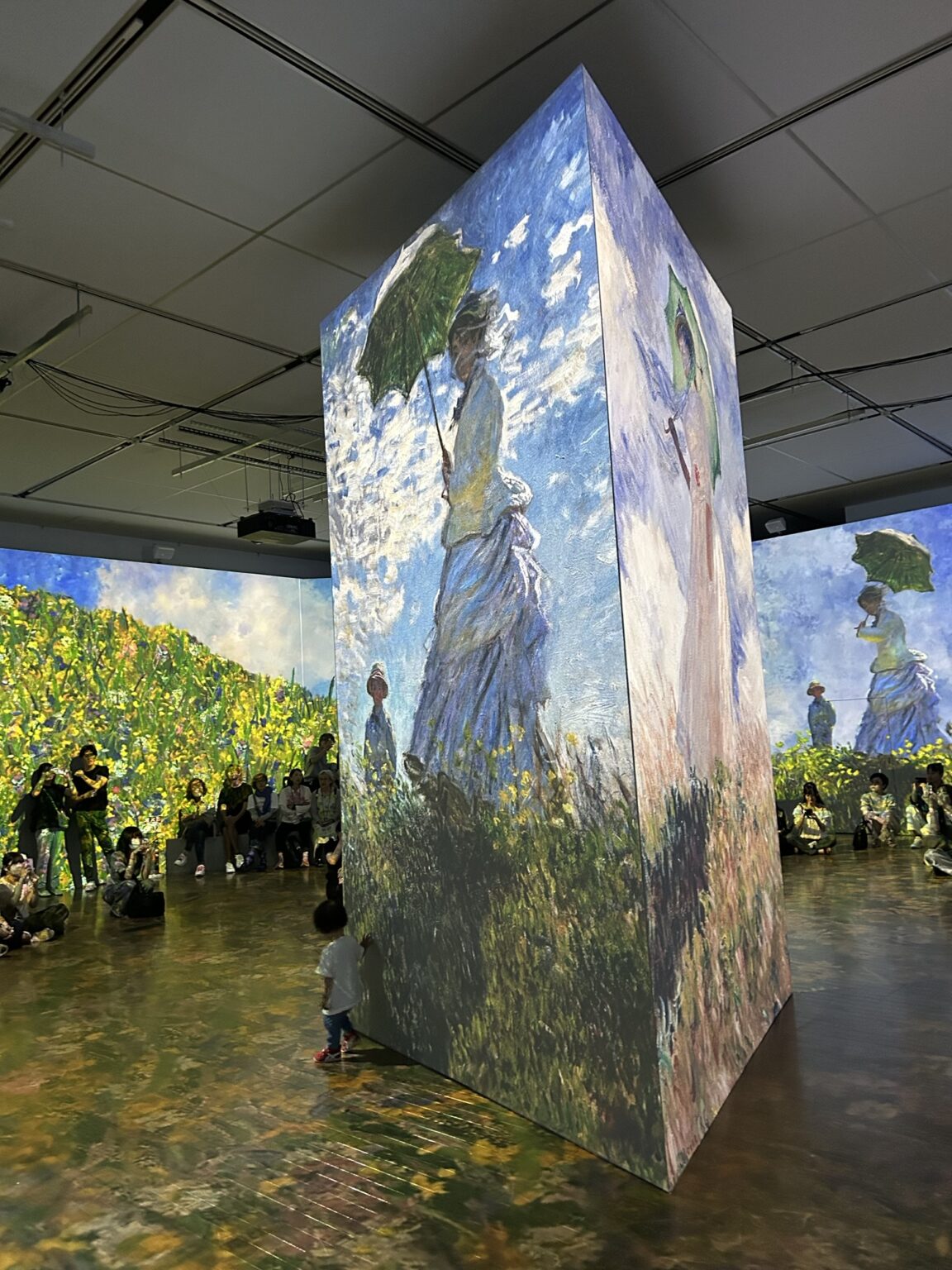 金山で“没入モネ体験”──360°の光が教えてくれた〈今ここ〉の豊かさ – 公式・井上賢一